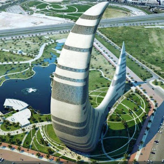 Crescent Moon Tower "DUBAI" - PICXACT - "Amazing Findings imageblog"
