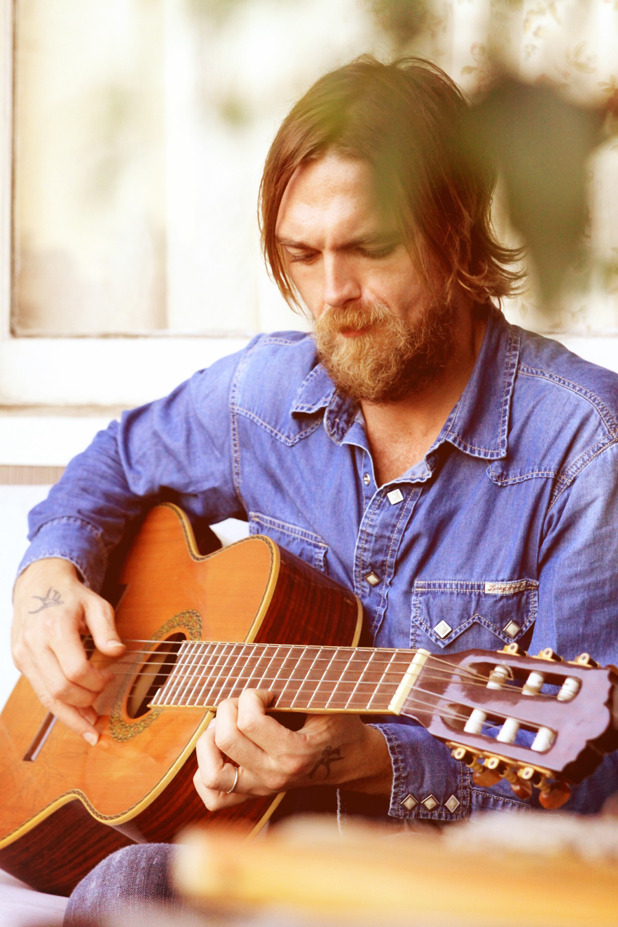 INTERVIEW: Charlie Clark - God Is In The TV