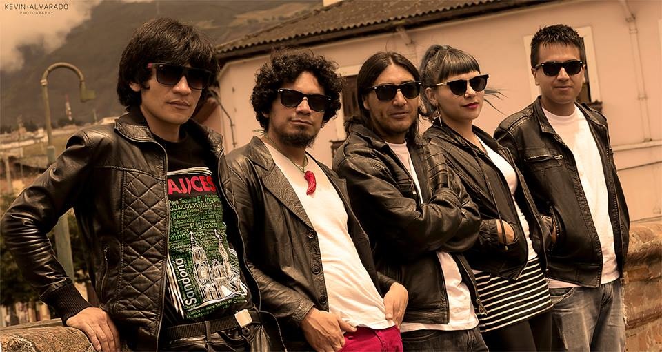 Conoce a los Ajices: música andina para bailar llorando - INFORMATIVO ...