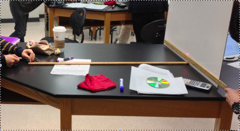 Physics 4C HJJPark: Lab 11. CD Diffraction
