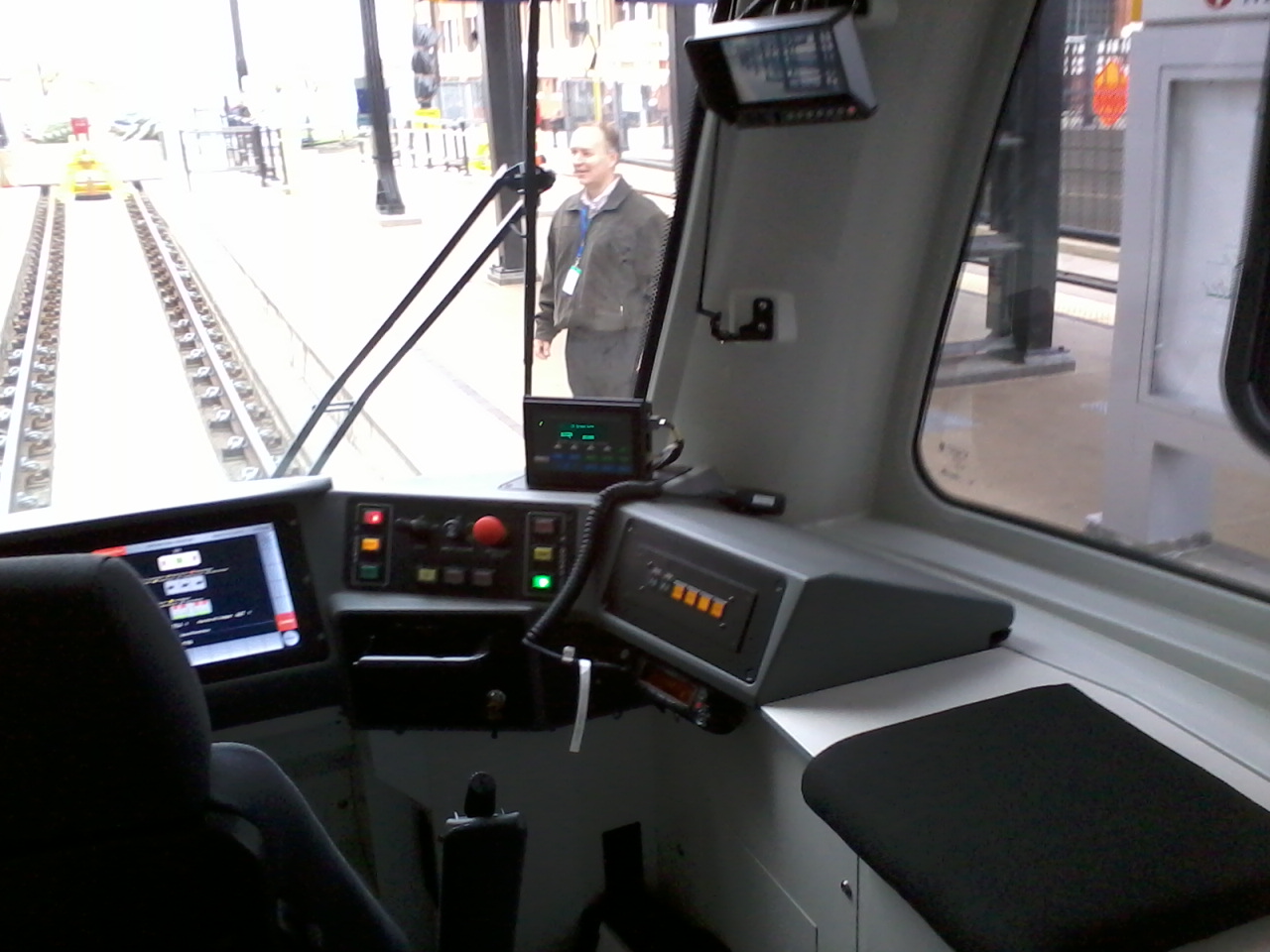 Twin Cities Transit: Siemens S70 LRV #201