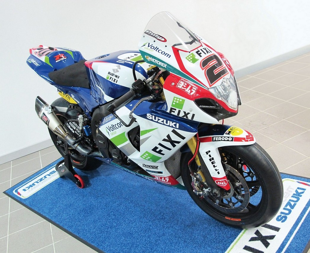 Racing Cafè: Suzuki GSX-R 1000 WSBK Team Fixi Crescent 2013
