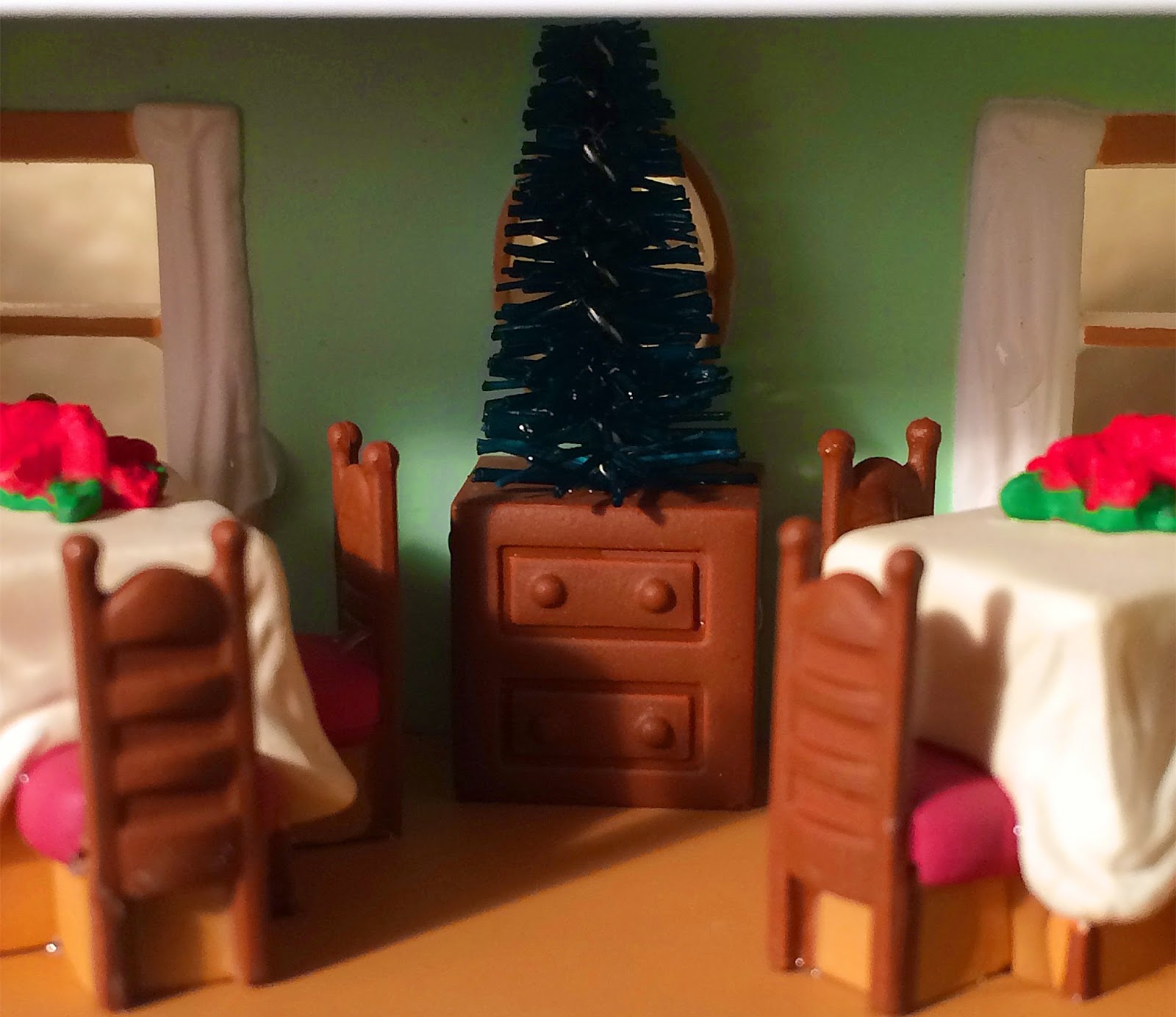 Moonrabbit_ly's Miniature World: Hallmark Nostalgic Houses and Shops