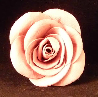 Paper Compulsions: Roses made from circles