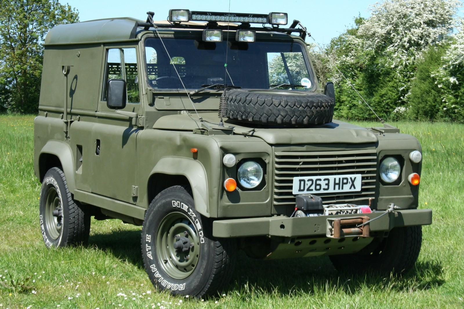 Landrover Defender: Land Rover Defender 90 Ex MOD 200 TDI