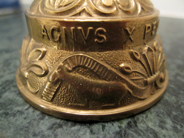 Willy or Won't He?: Isa's Bell*