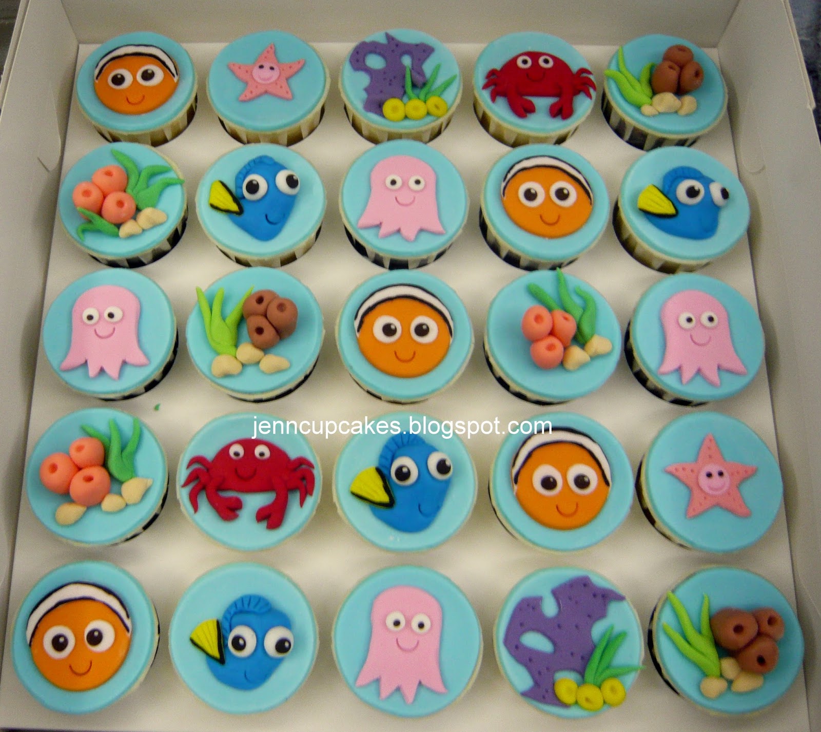 Finding Nemo Dory Cupcakes