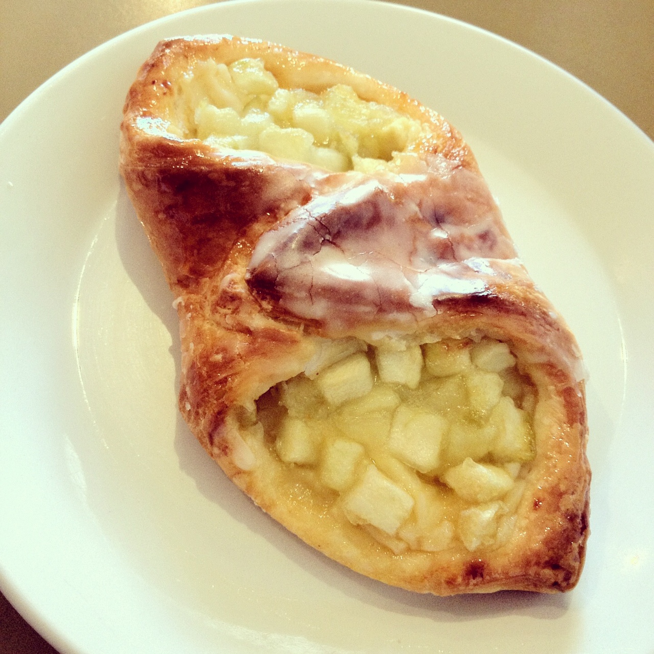 A Wife's Charmed Life: Pastry Lunch at Cafe Bariloche