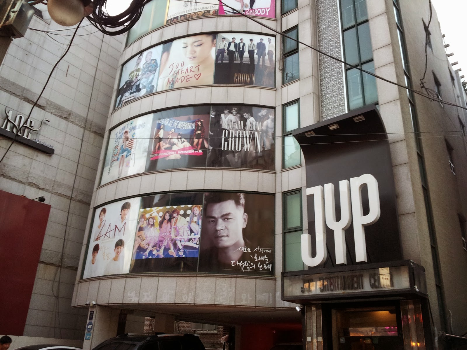 'Cause every little step you take, is amazing.: Day 30: Apgujeong - JYP ...