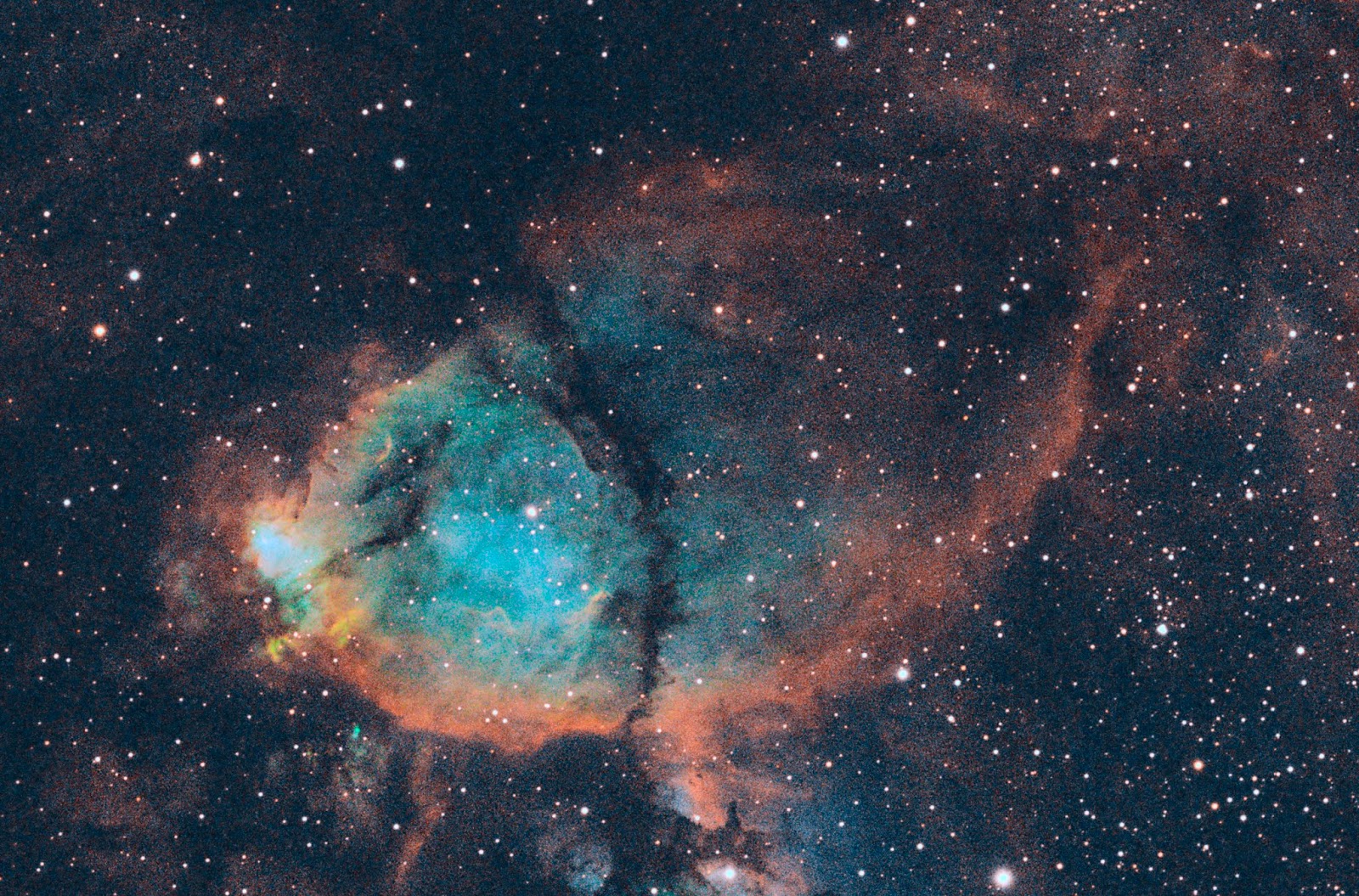 Astrophotography Diaries of a Rookie: Heart Nebula (IC 1805)