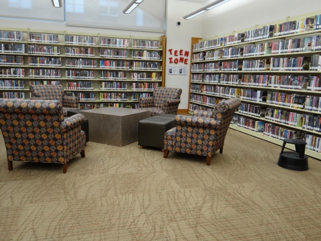 Walkabout With Wheels Blog: The Roy and Helen Hall Memorial Library in ...