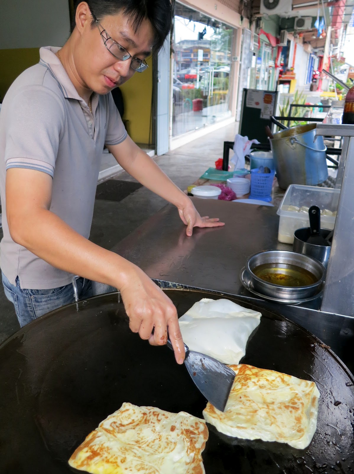Chinese Roti Prata (Roti Canai) @ Shyang 详 Kopitiam in Taman Johor Jaya ...