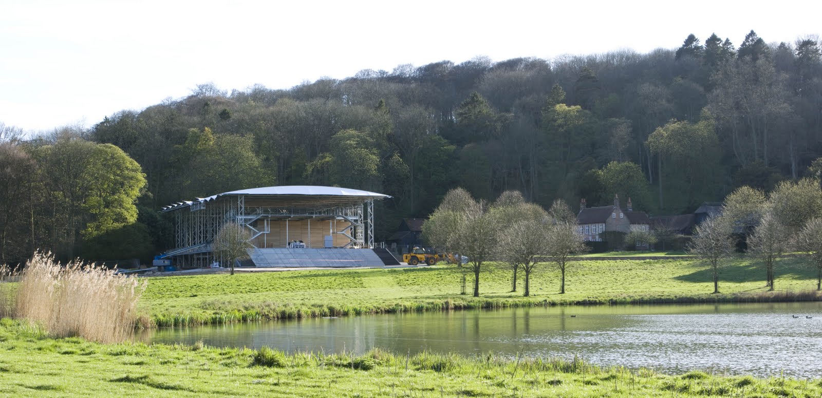CLASSICAL ICONOCLAST: Garsington Opera 2011 - innovative pavilion ...