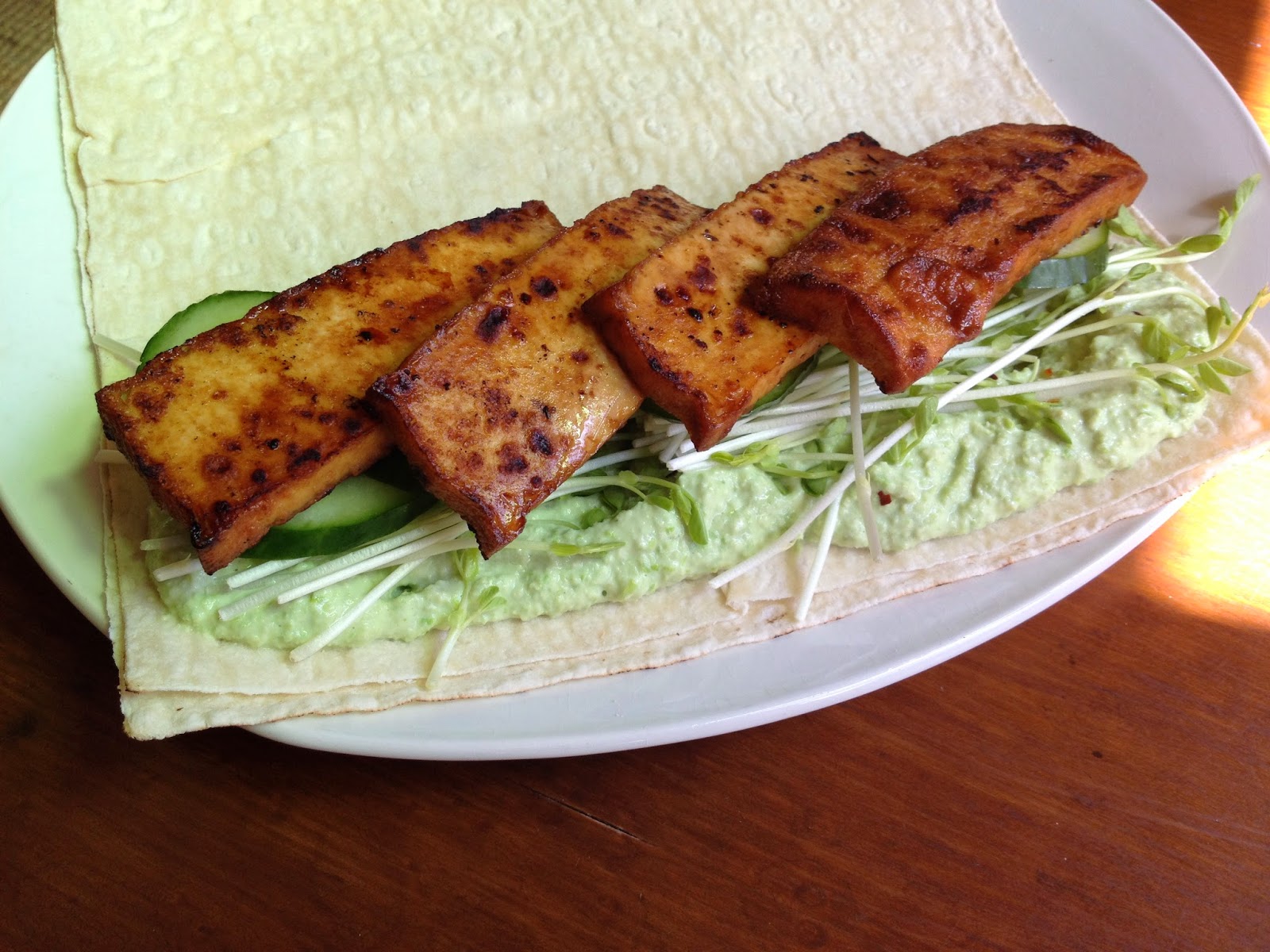 Vegawesome!: Edamame hommus and tofu wraps.
