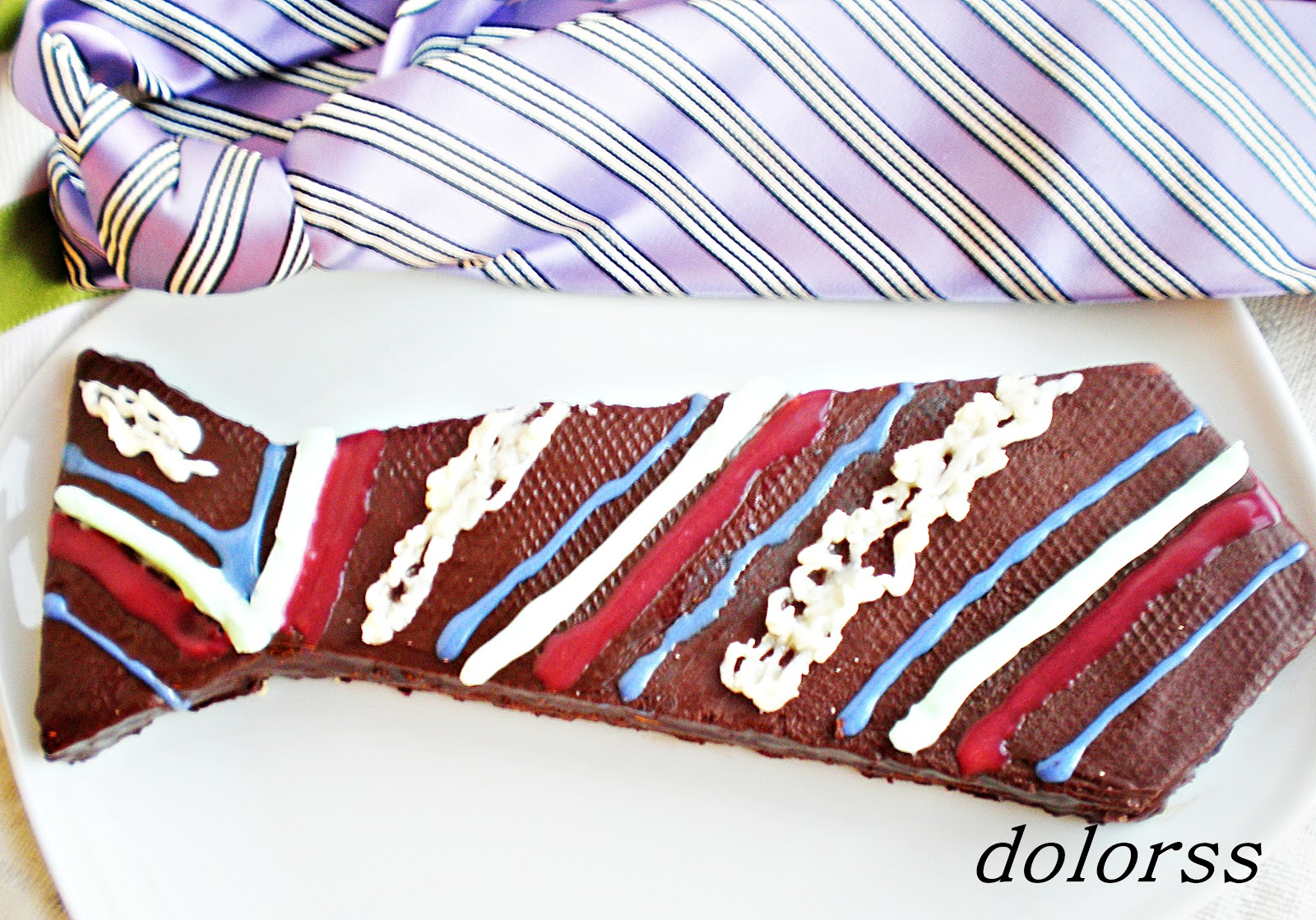 Blog de cuina de la dolorss: Pastel corbata para el día del padre