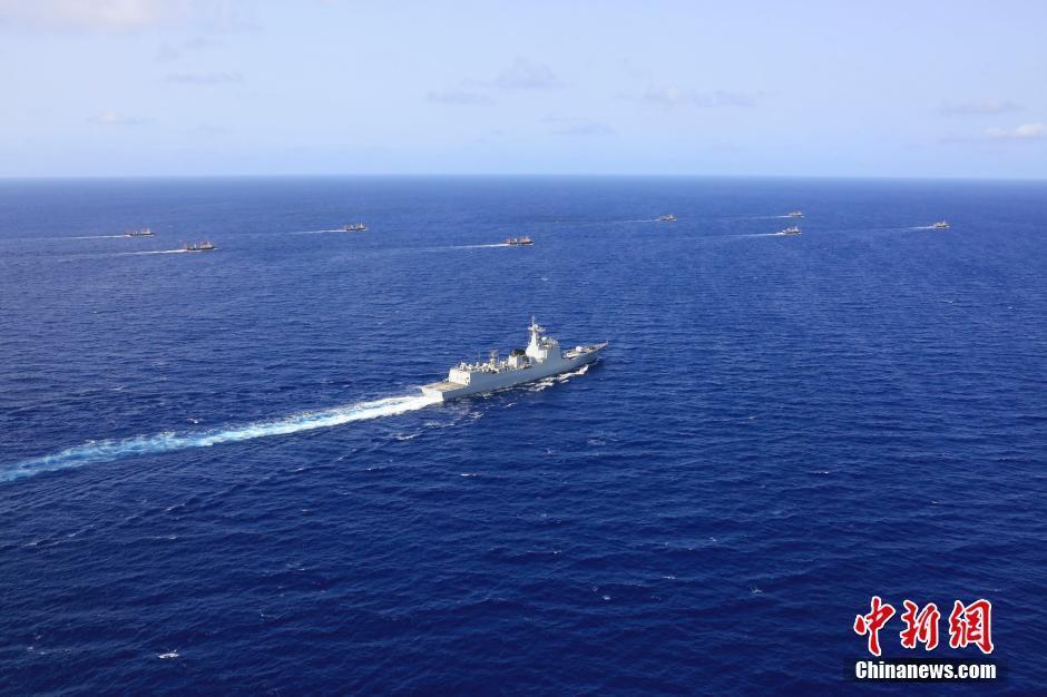Asian Defence News: Indian-Chinese Navies - Luyang II class type 052 C ...
