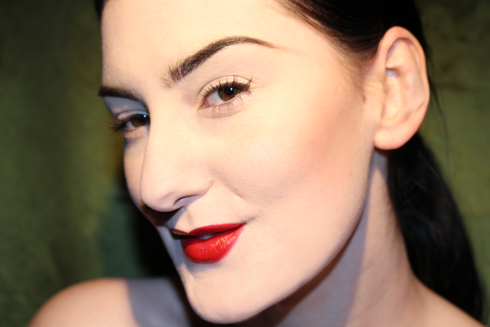 Edith Emerald: MAKE UP: THIN 1940s BROW