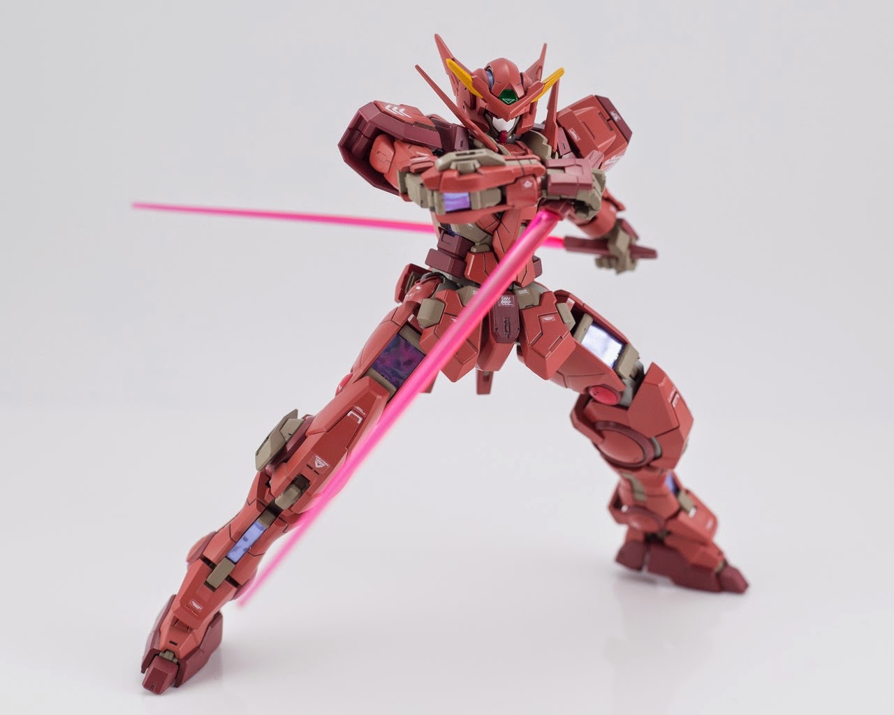 Gundam Family: RG 1/144 Gundam Astraea & Astraea Type F Painted Build