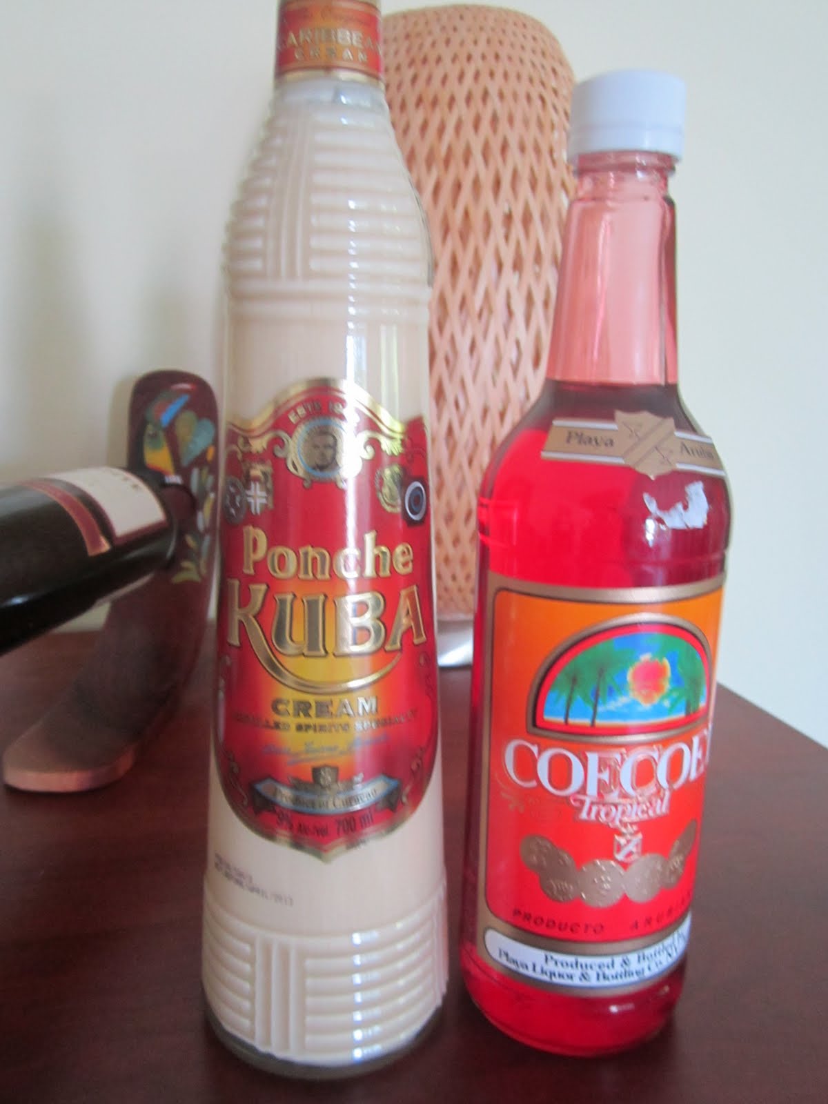 De belevenissen van de Familie Fingal op Aruba: Bon Pasco y feliz aña ...