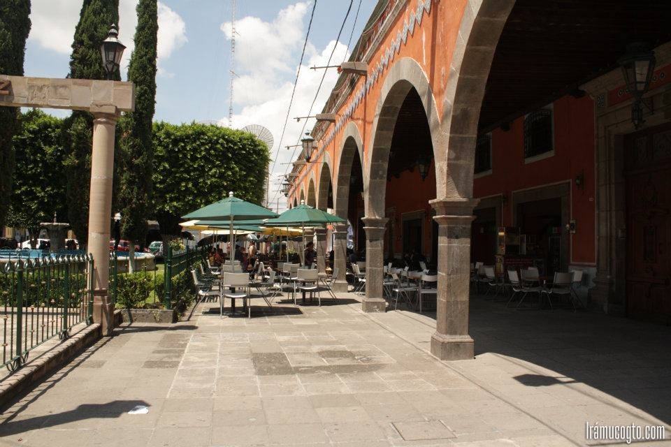 Breve historia e imágenes actuales de Acambaro, Guanajuato