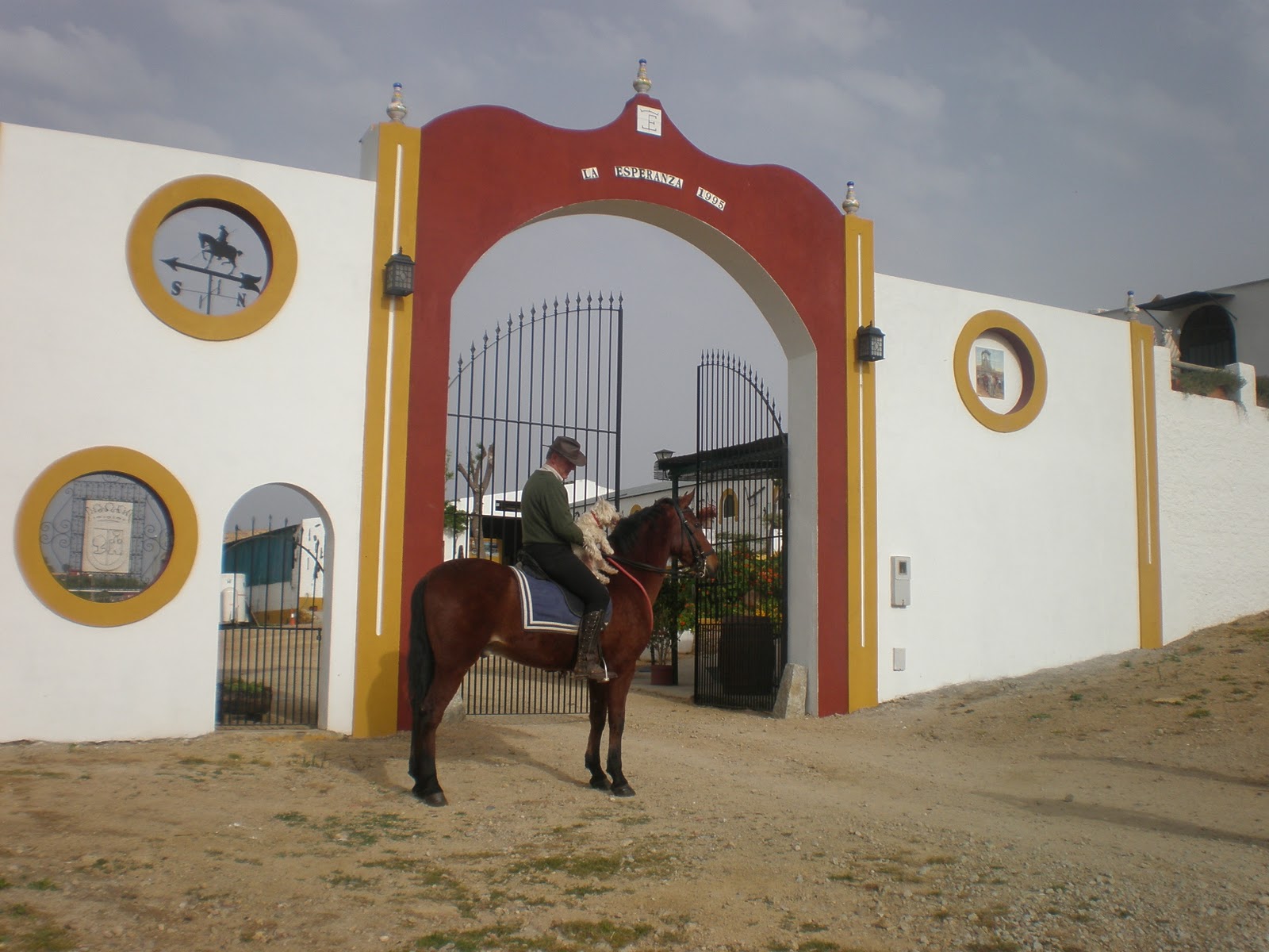 Picadero La Esperanza: Inaguramos la Portada del Picadero