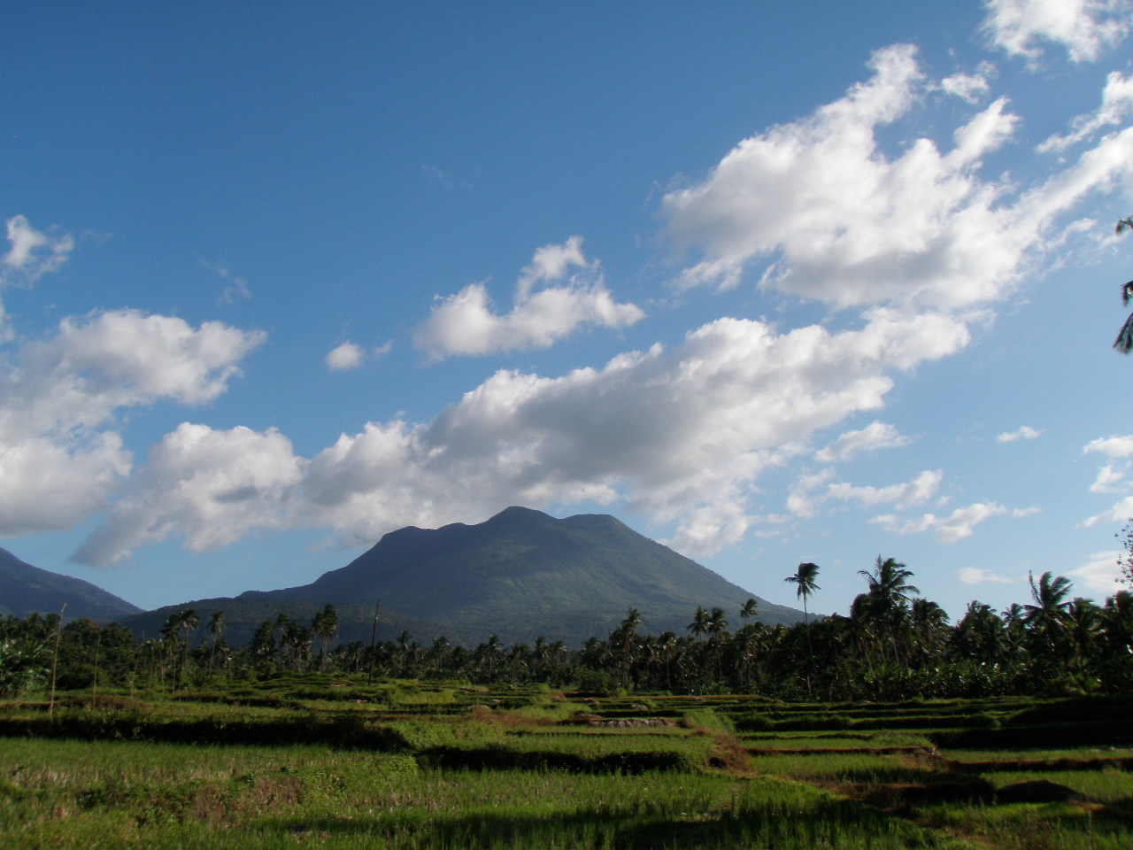 Nagcarlan Adventure Loop: Mt. Lansay - Sagilala Falls Hike