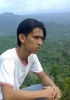 Kreasi Gule Rampoe: **HIDUP TAK DAPAT DITEBAK**