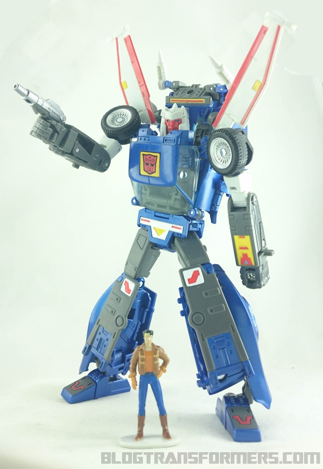 Blog Transformers.com: 1303: Masterpiece MP-25 Tracks