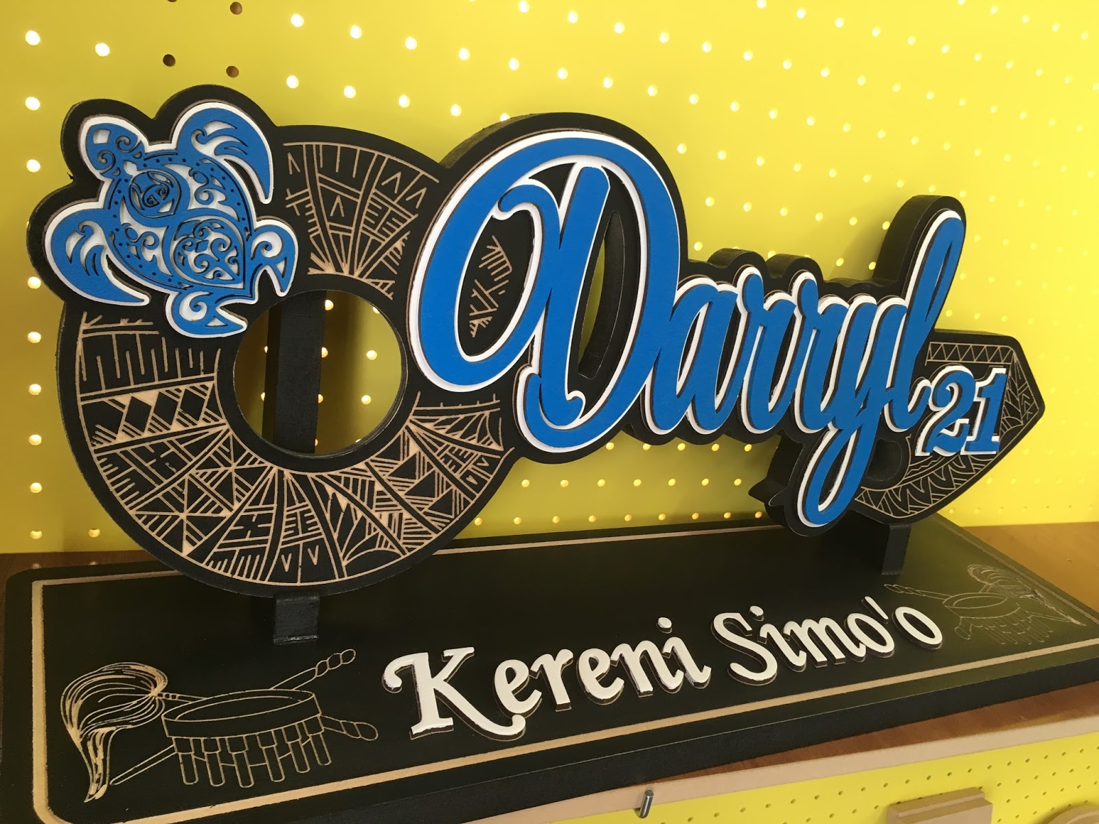 21st Key No.161229: Turtle & black