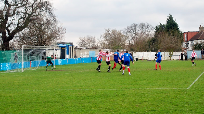 Football Grounds visited by Richard Bysouth: Raynes Park Vale FC