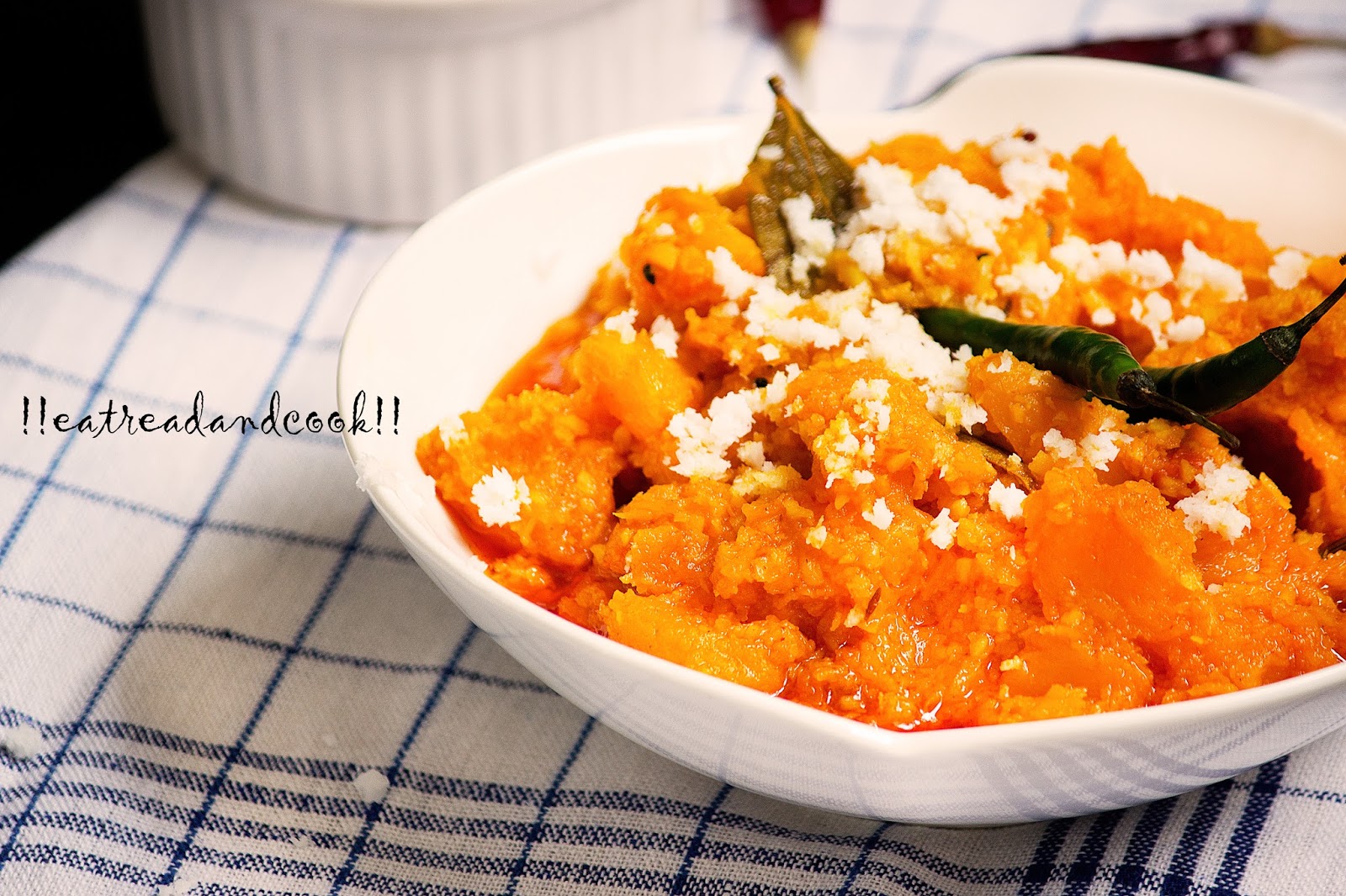 Narkel Kumro ~ Bengali Pumpkin and Coconut Curry