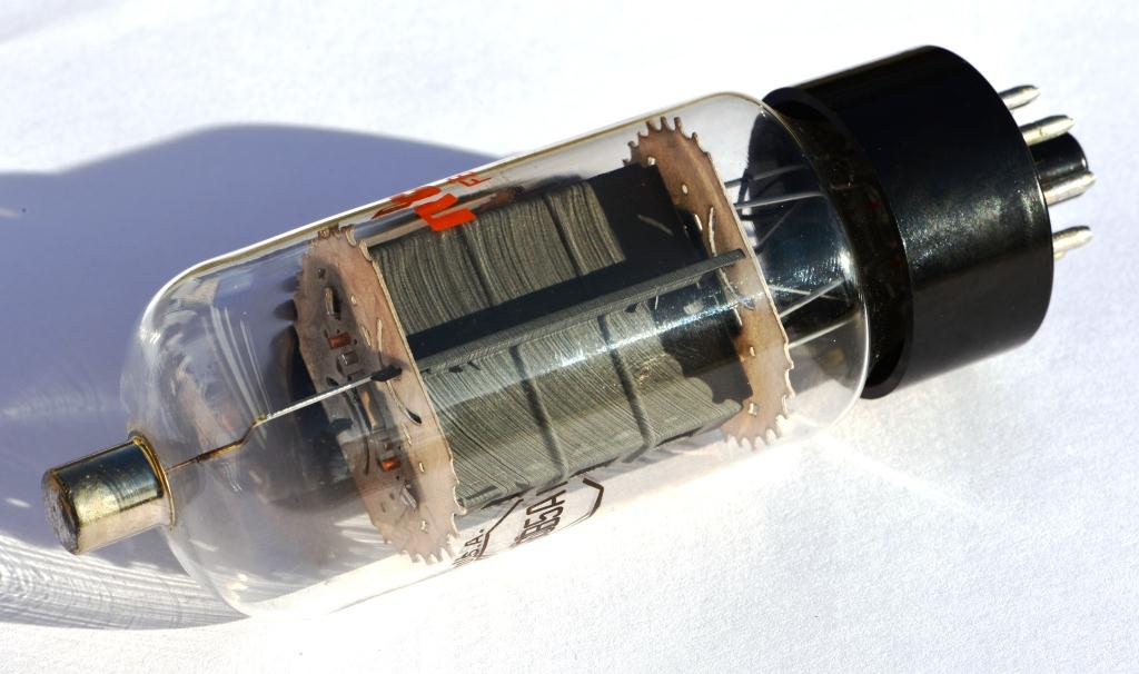 VinylSavor: Tube of the Month: The 6CB5A (revisited)