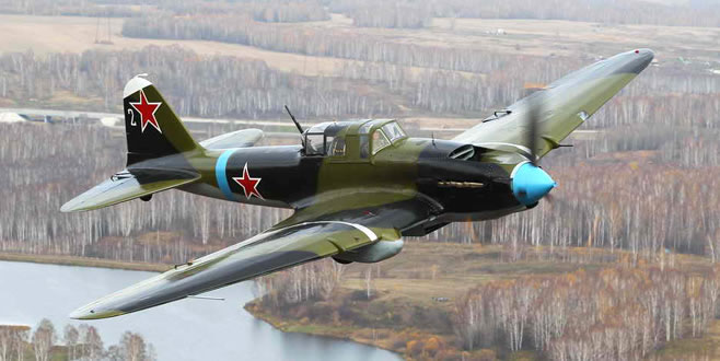 História Militar - Carlos Daroz: ILYUSHIN Il-2 STURMOVIK: O TANQUE VOADOR
