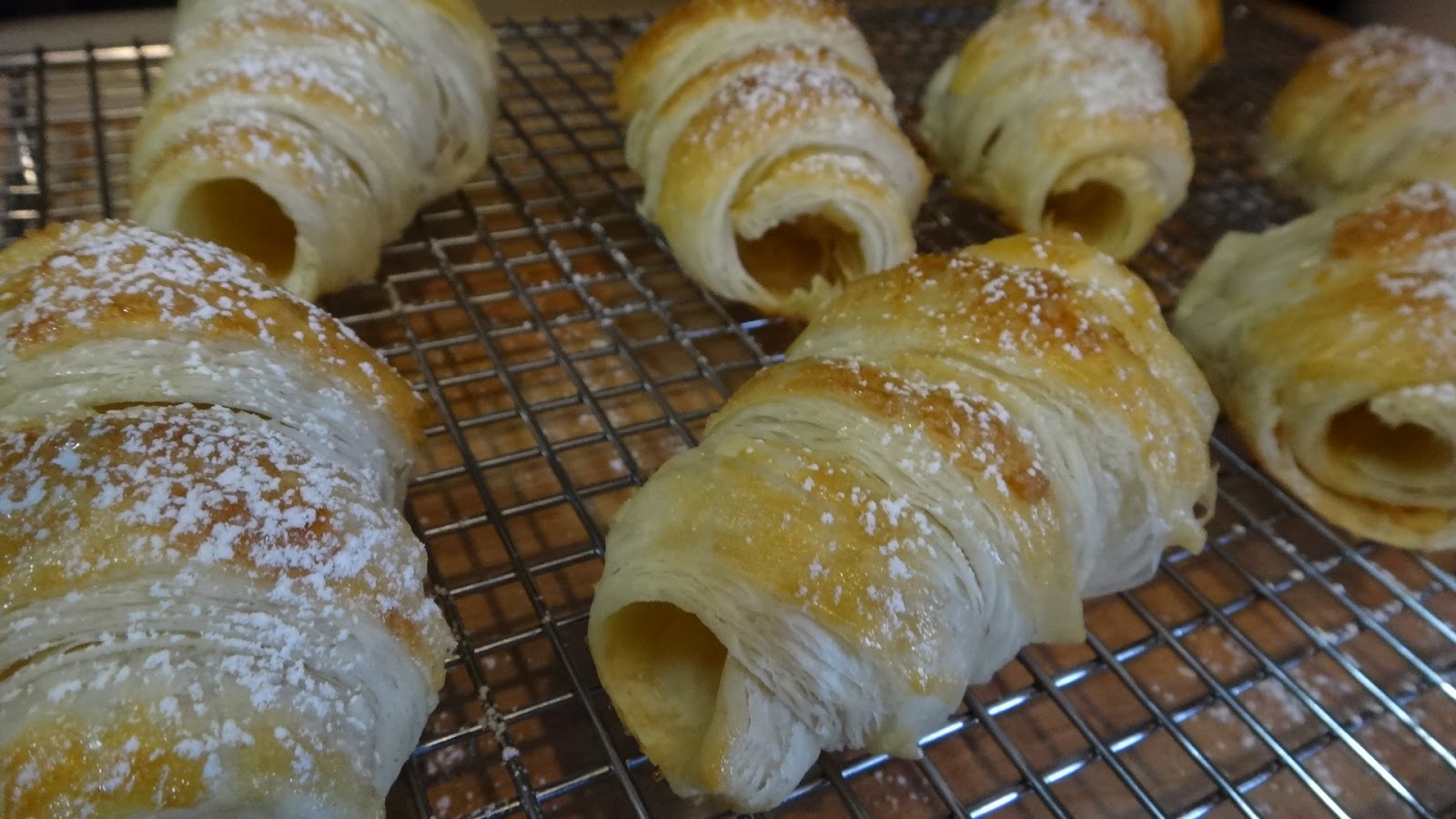 Strawberry Cream Horns