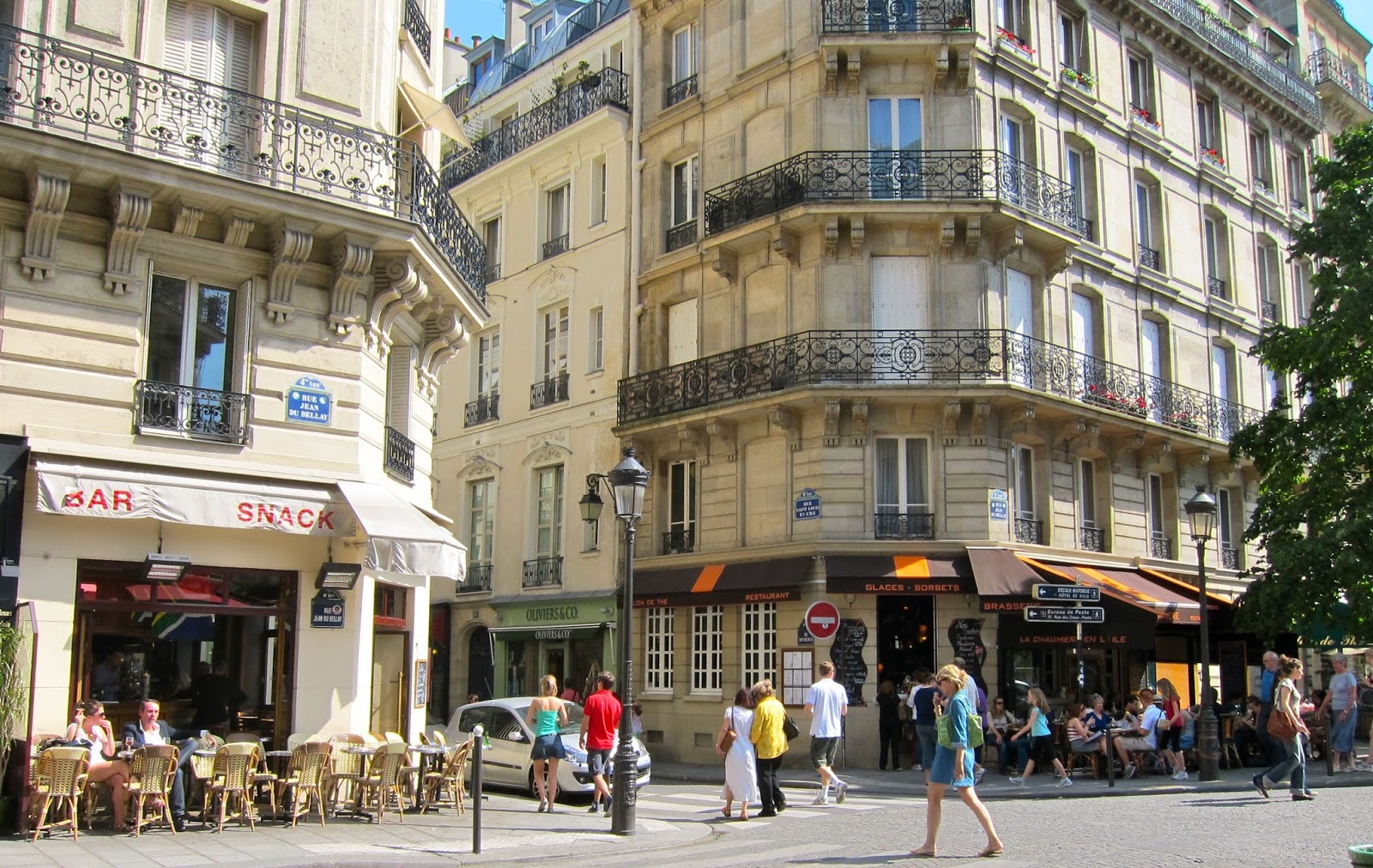 Eiffel Tells: Rue Monge - 5 arr Paris