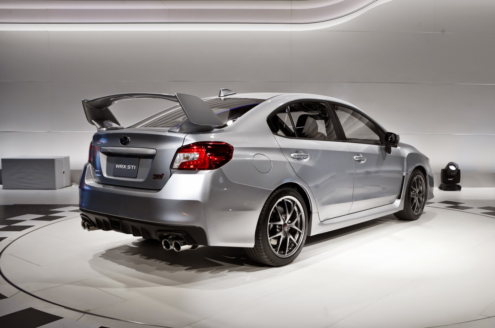 Oto Cloud: Specifications Subaru WRX STI 2014