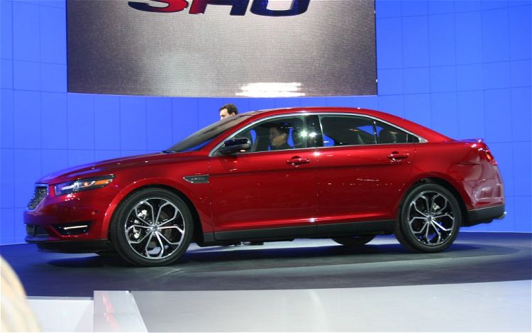 Sport Cars: 2013 Ford Taurus SHO Good Car