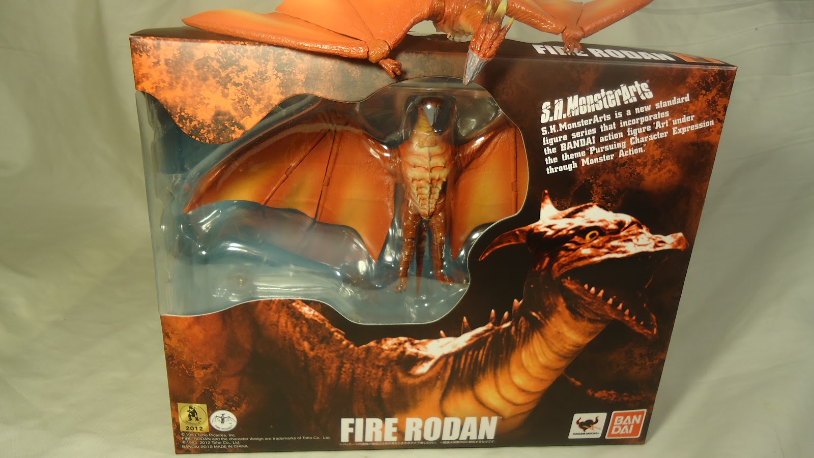 Import Monsters: Review: S.H. Monsterarts Fire Rodan