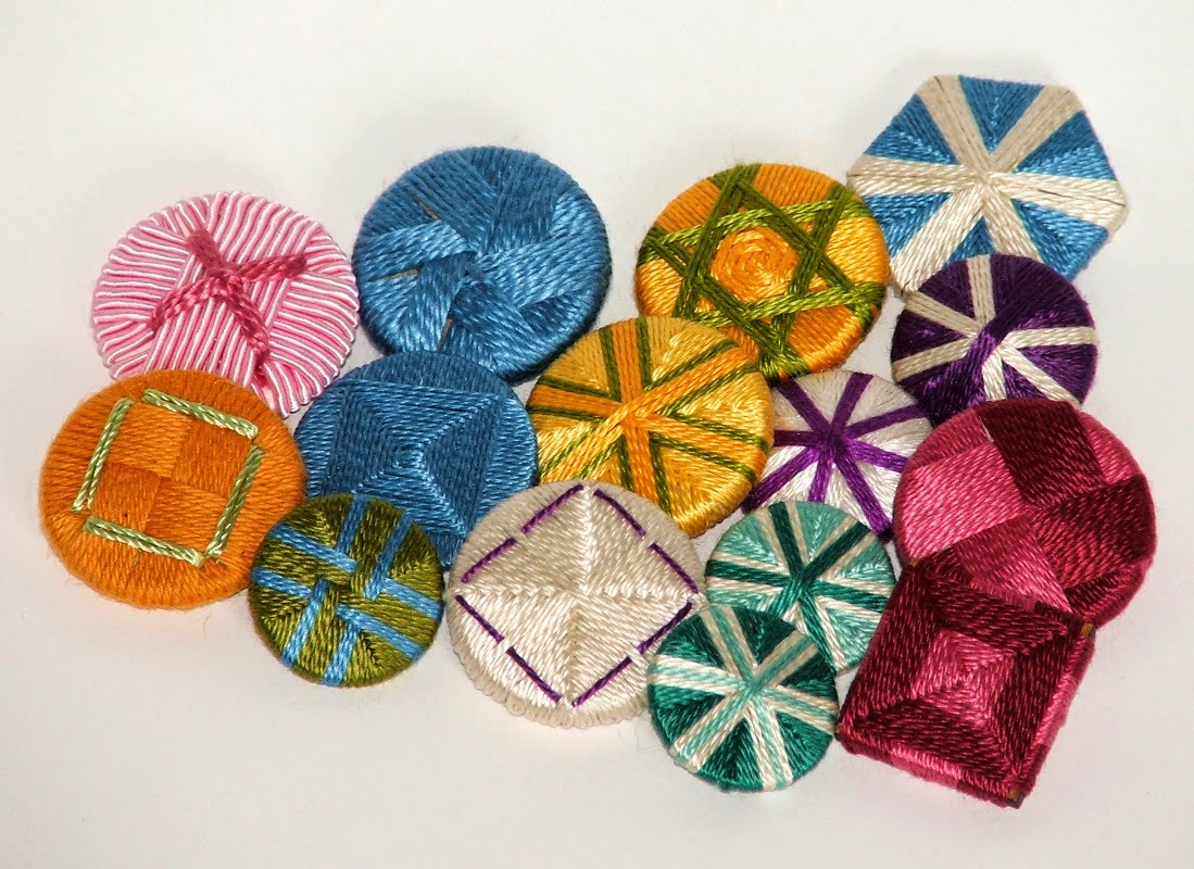 Gillian McMurray: Artist & Craftsperson: Buttons and beads