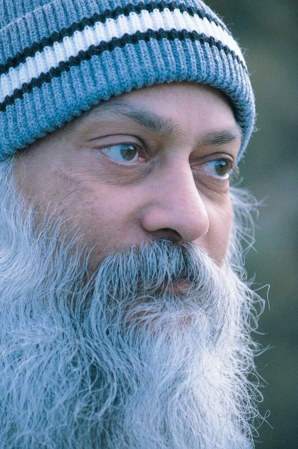 Osho's Beautiful Pictures Part-11 - Oshodhara Community