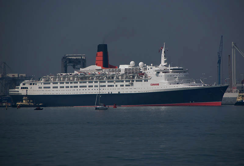 Ship-Photo: QE2