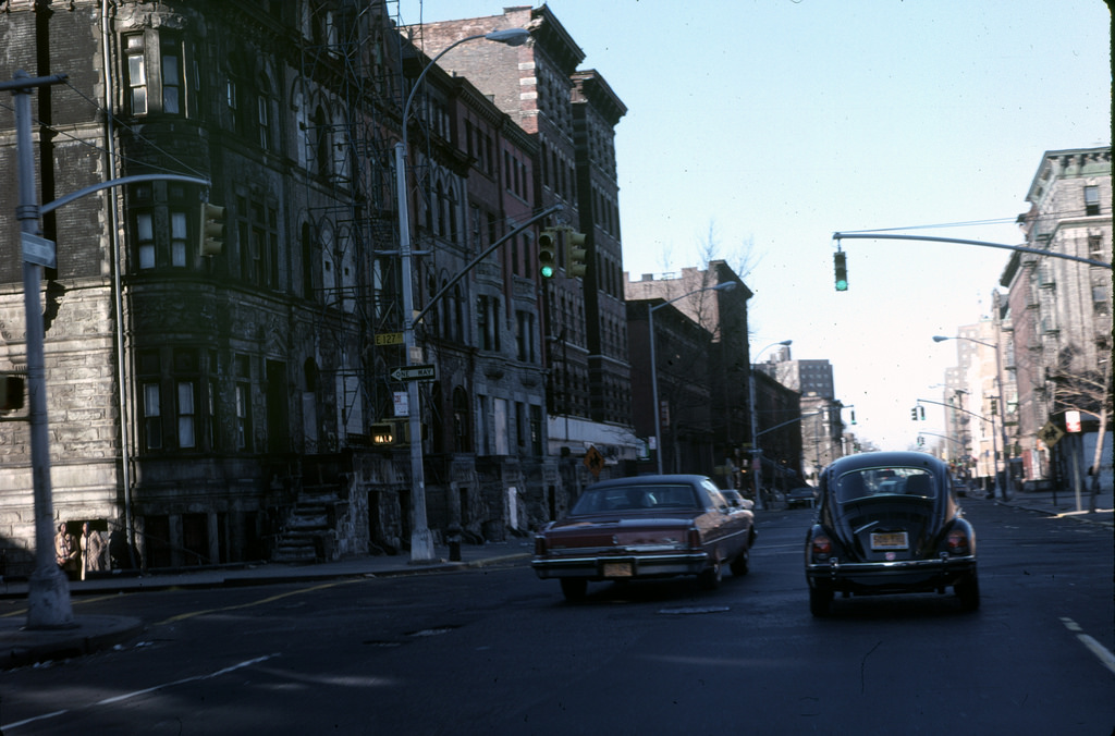 20 Vivid Color Photographs of New York City in 1979 Through an ...