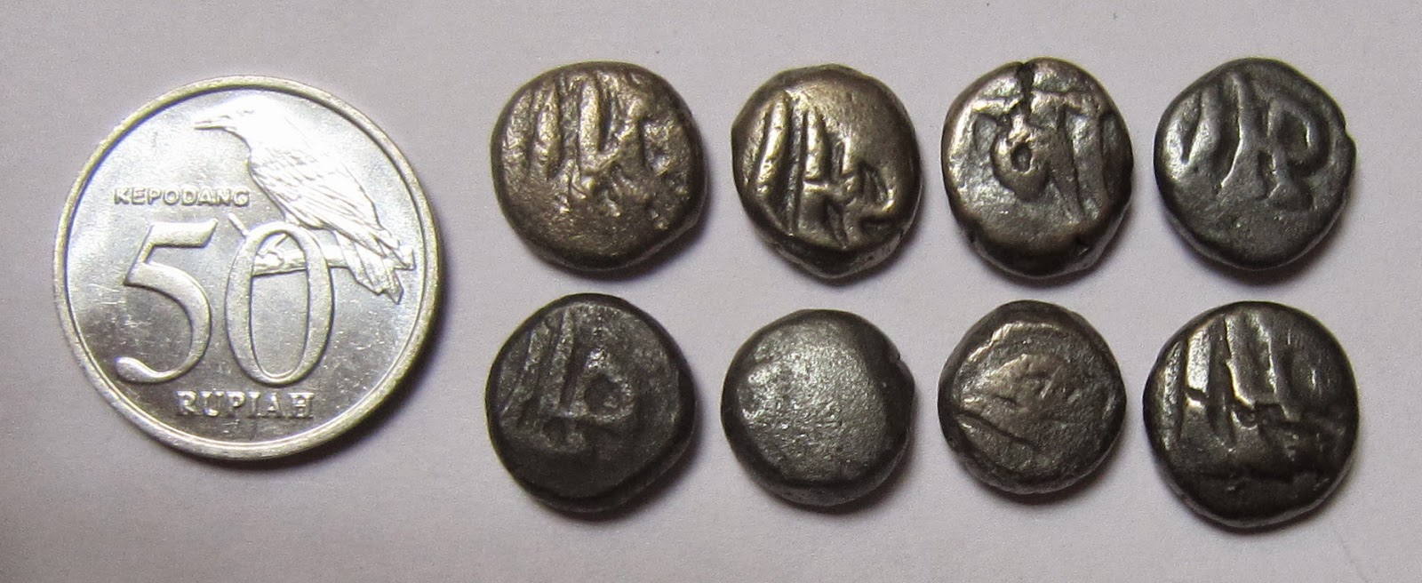 koinkunoantik: Koin Perak Sailendra ( 8 Pcs ) - TERJUAL