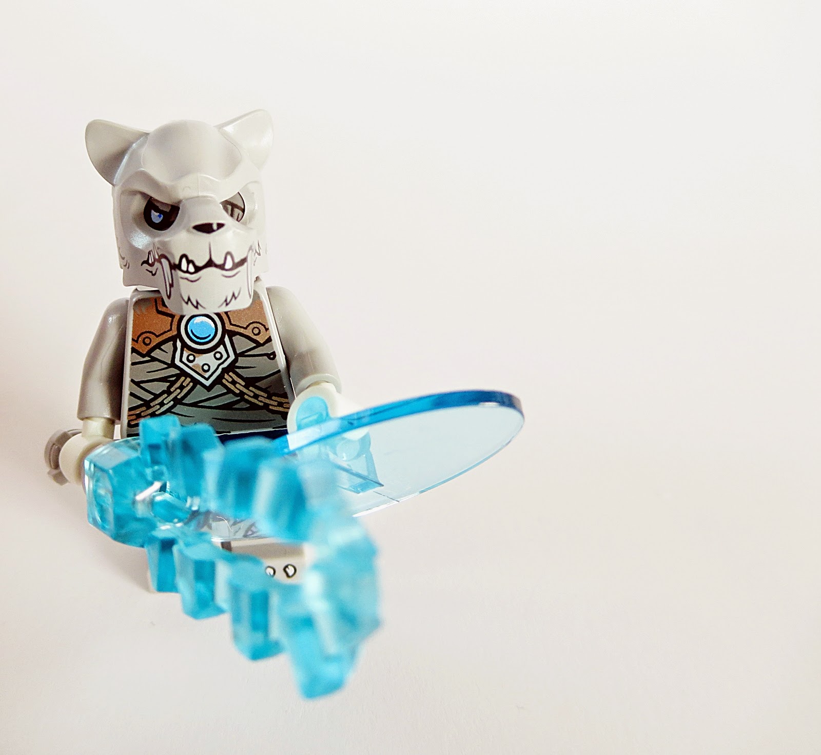 LEGO, Toy Photography, MOC: LEGO Chima 2015 - Saber Tooth Tiger Tribe ...