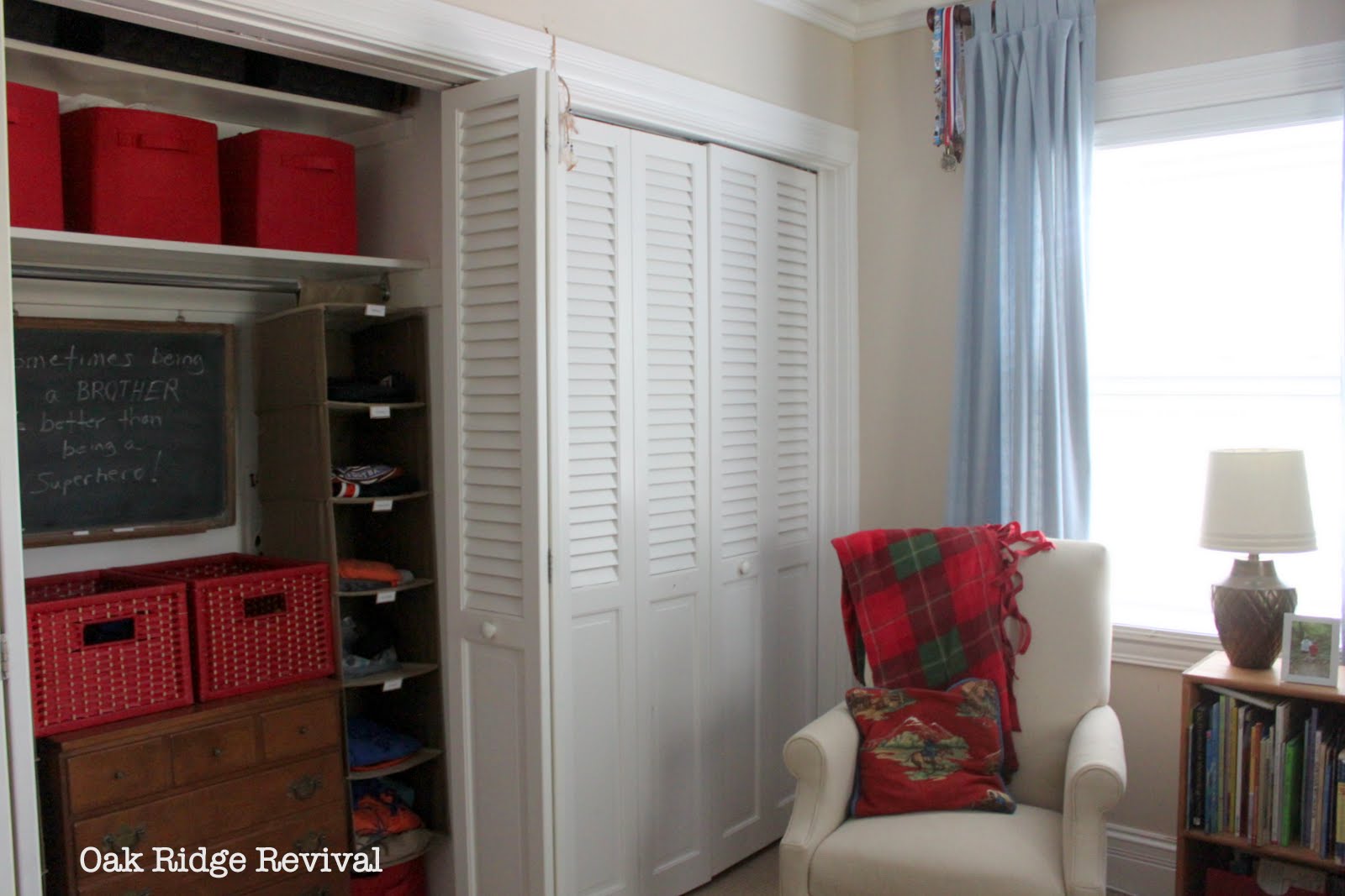 Oak Ridge Revival: ORGANIZING CLOSETS