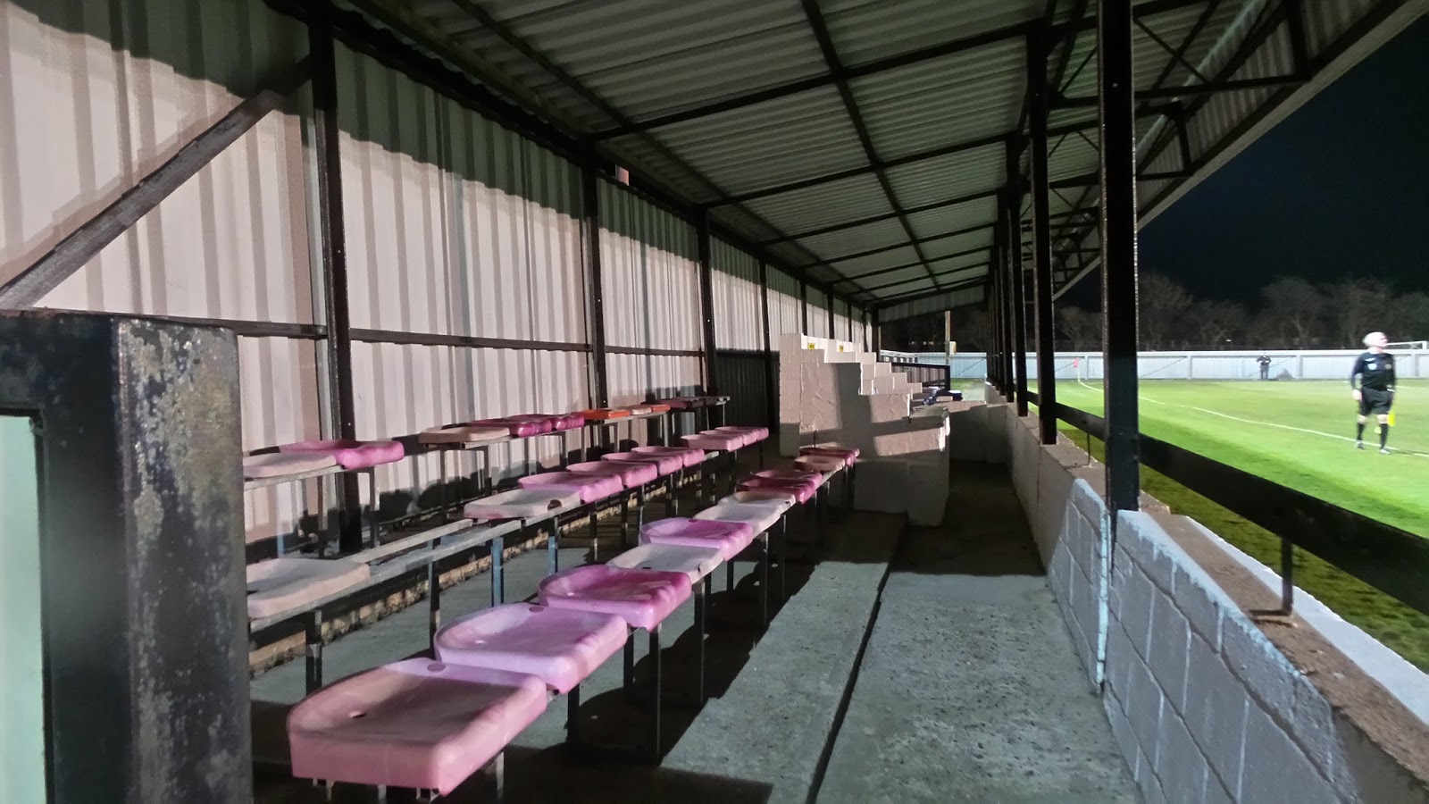 The Wycombe Wanderer: Banstead Athletic - Merland Rise