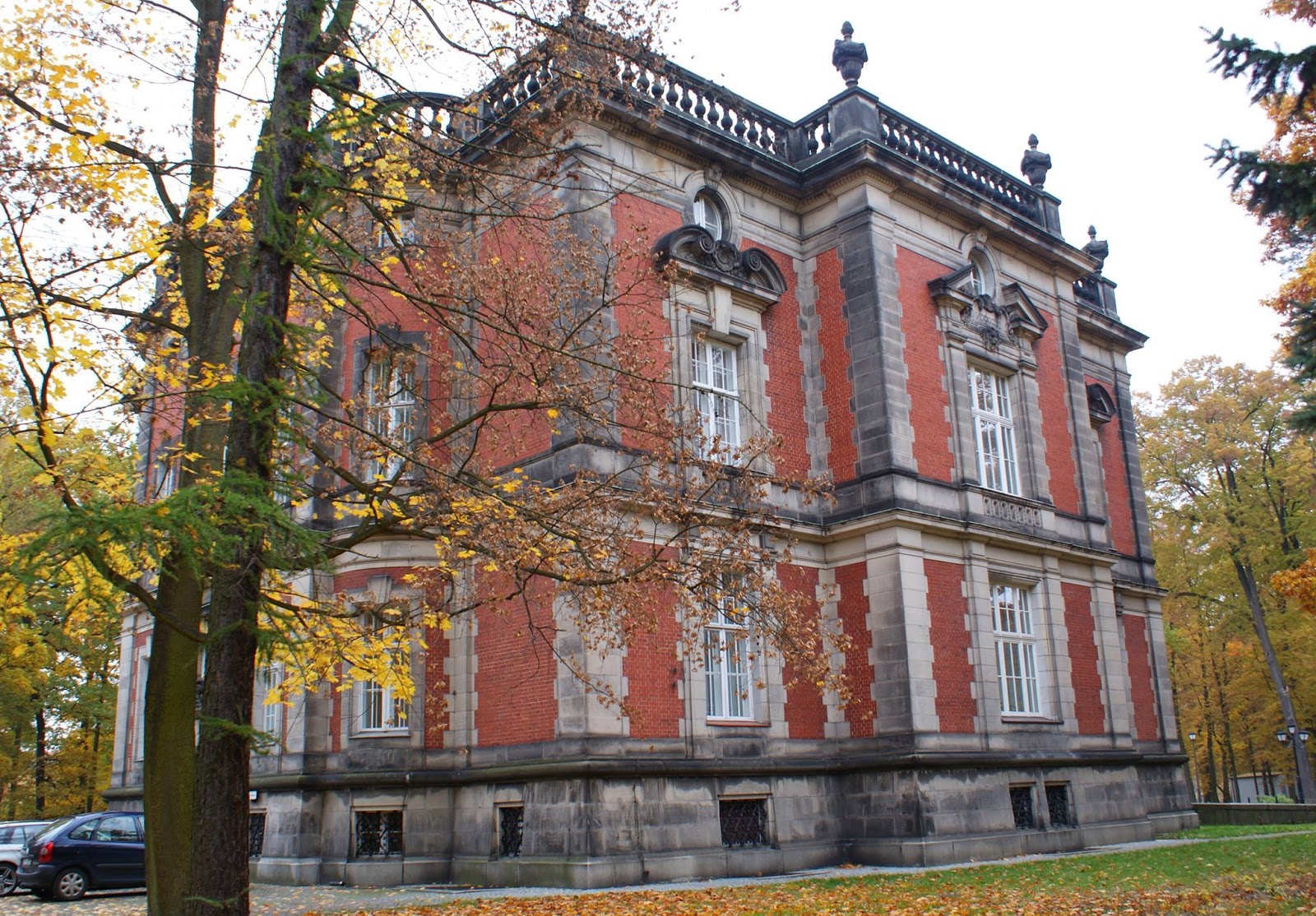 SCHLOSS NEUDECK ******** PAŁAC W ŚWIERKLAŃCU ******** UTRACONY SKARB ...