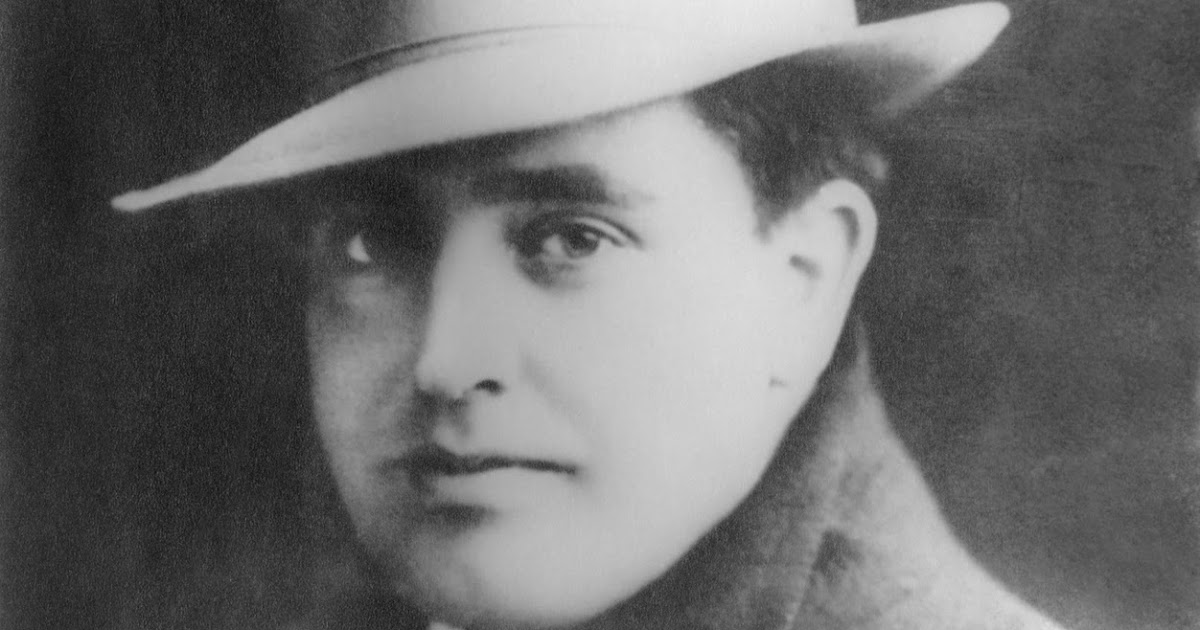 Irish Tenor John McCormack Sings Before 4,000 at Boston Opera House in 1917