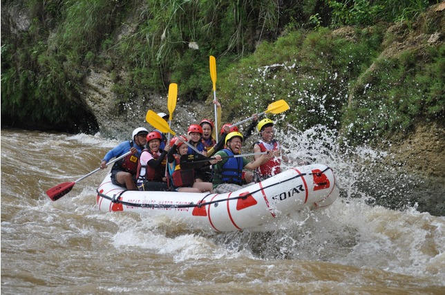 WHITE WATER RAFTING IN CAGAYAN DE ORO