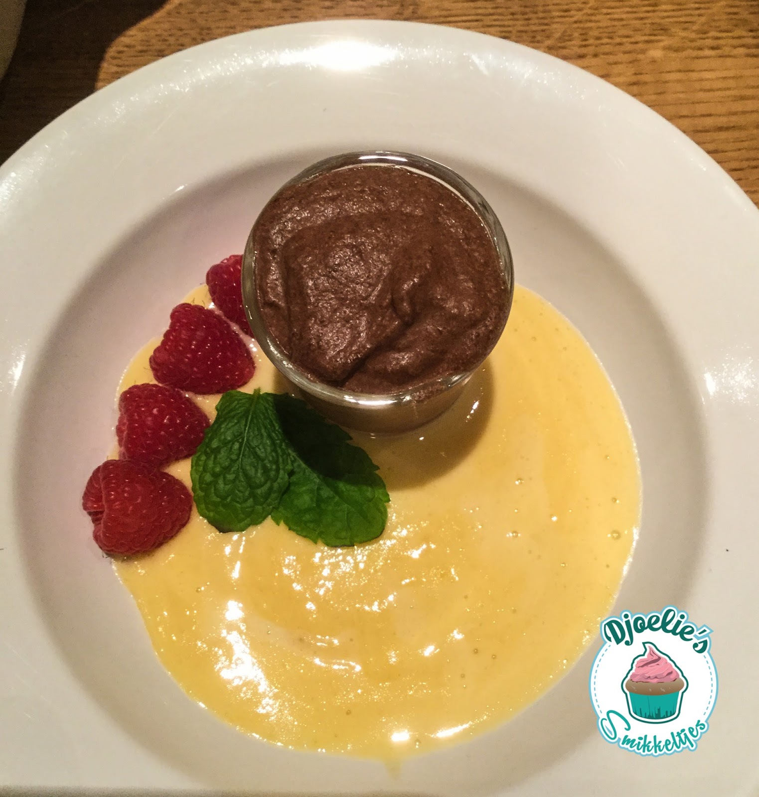 Djoelie's smikkeltjes: RECEPT: Amaretto-sabayon